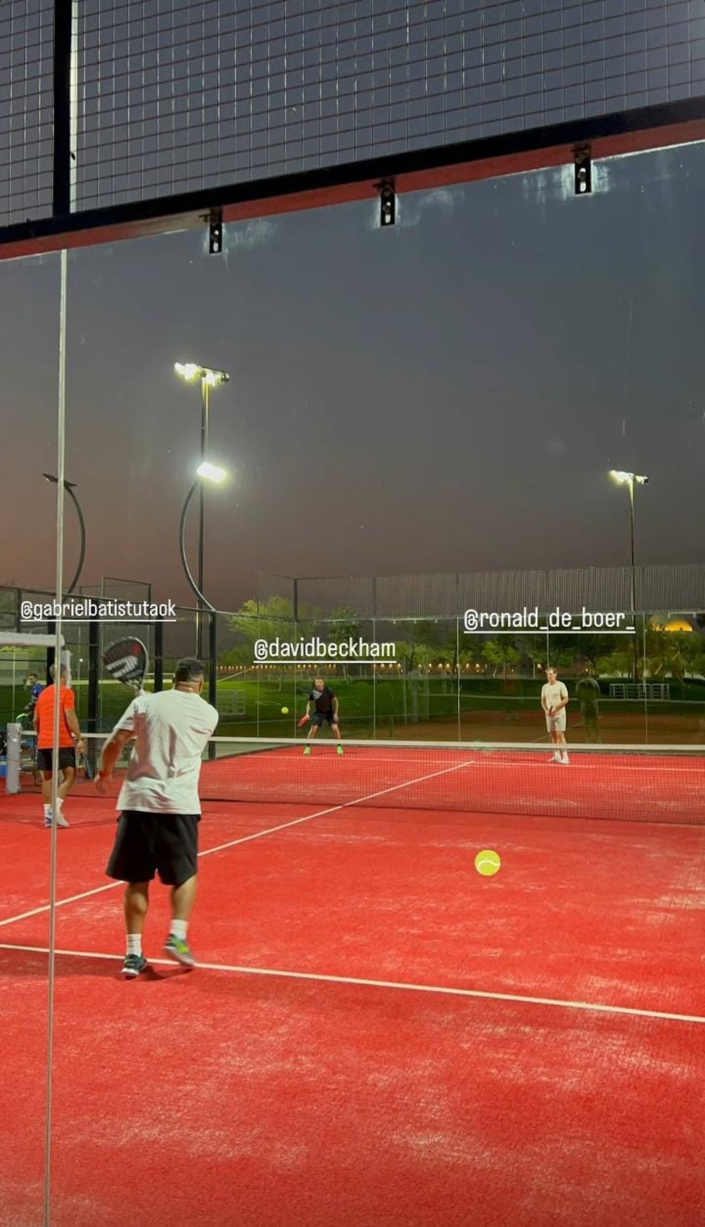 Ronaldo Fenômeno e David Beckham jogam Padel juntos