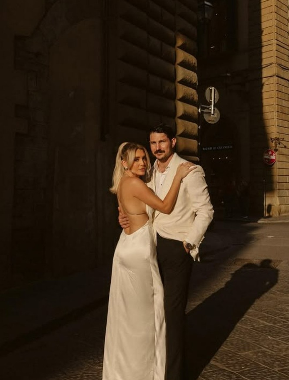 Noiva passa mal na véspera do casamento e acaba tendo experiência ...