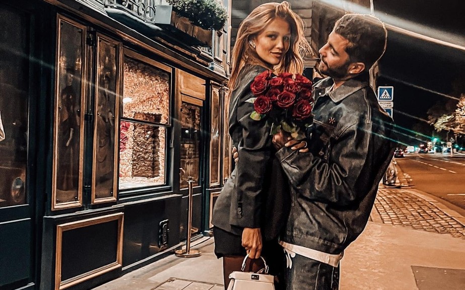 Pedro Scooby se derrete por Cintia Dicker em Paris | Celebridades | Vogue