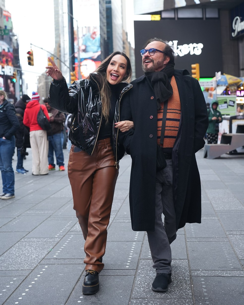 Maria Maya posta foto rara ao lado do pai, Wolf, em NY: 'Chegou me ...