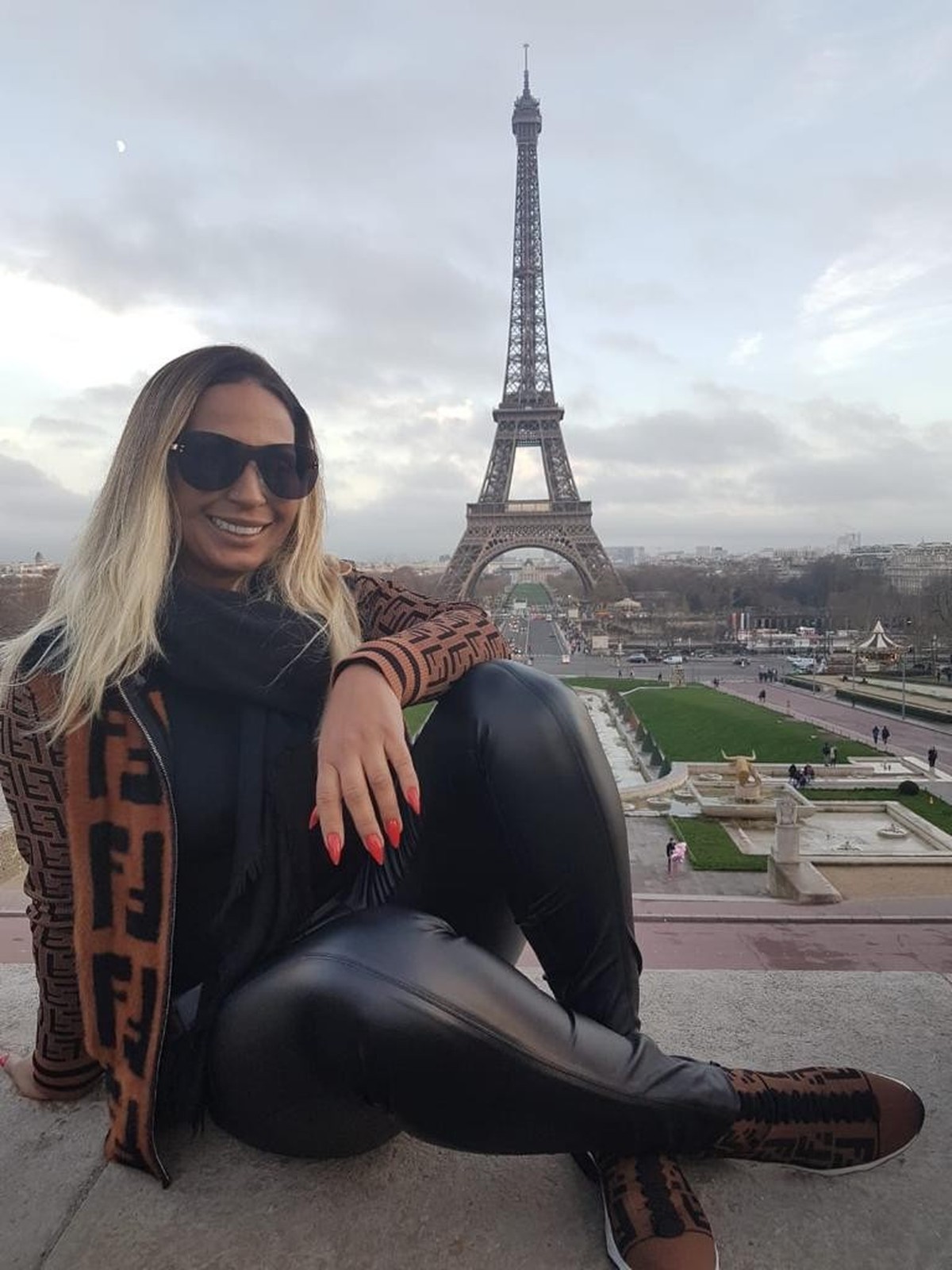 Valesca faz turnê na Europa e conta experiência: 'Terminei meu ano com ...