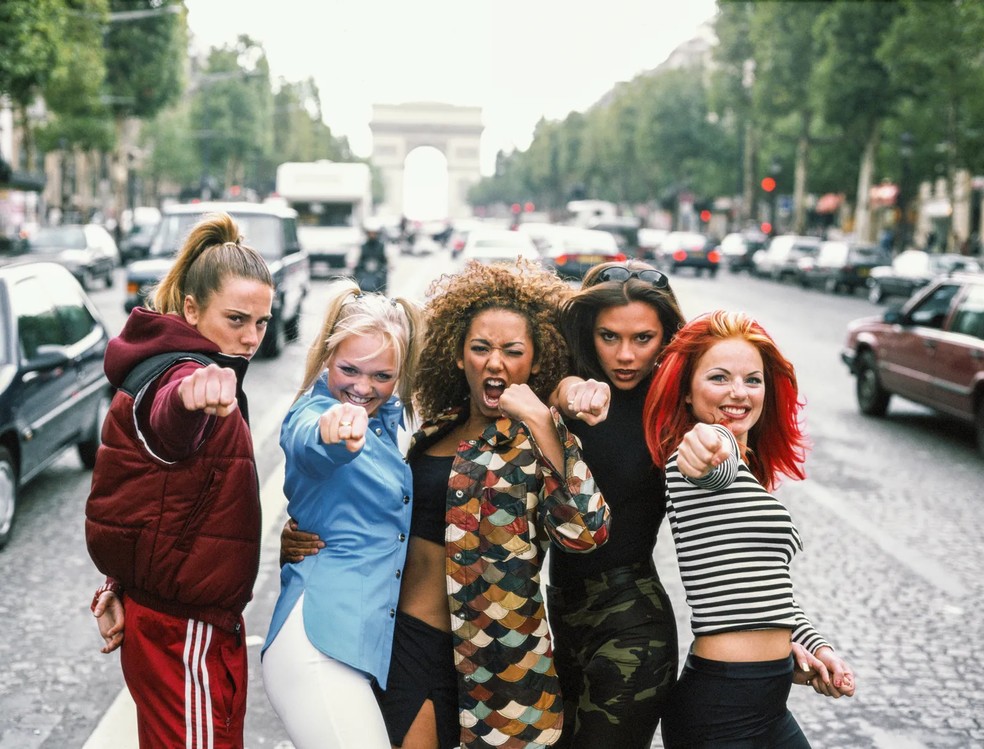 De Spice Girl a ícone da moda: 7 destaques da série 'Victoria Beckham'