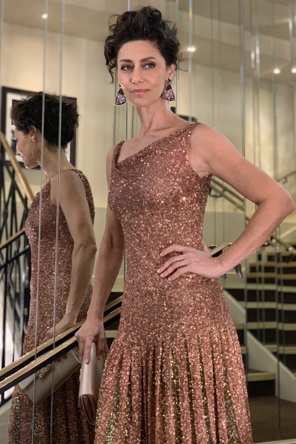 Maria Fernanda Cândido surge deslumbrante em Cannes