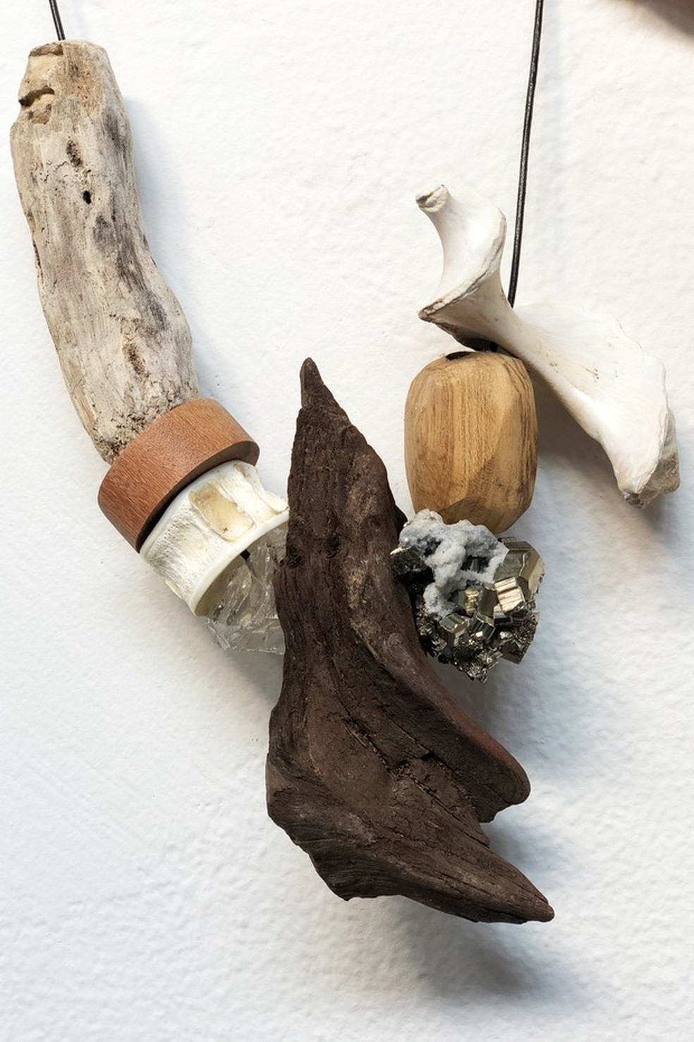 Regina Dabdab lança nova linha com status de escultura