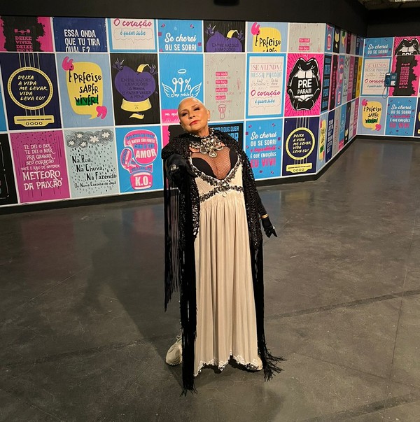 Famosas brilham com looks icônicos no Prêmio Multishow 2023