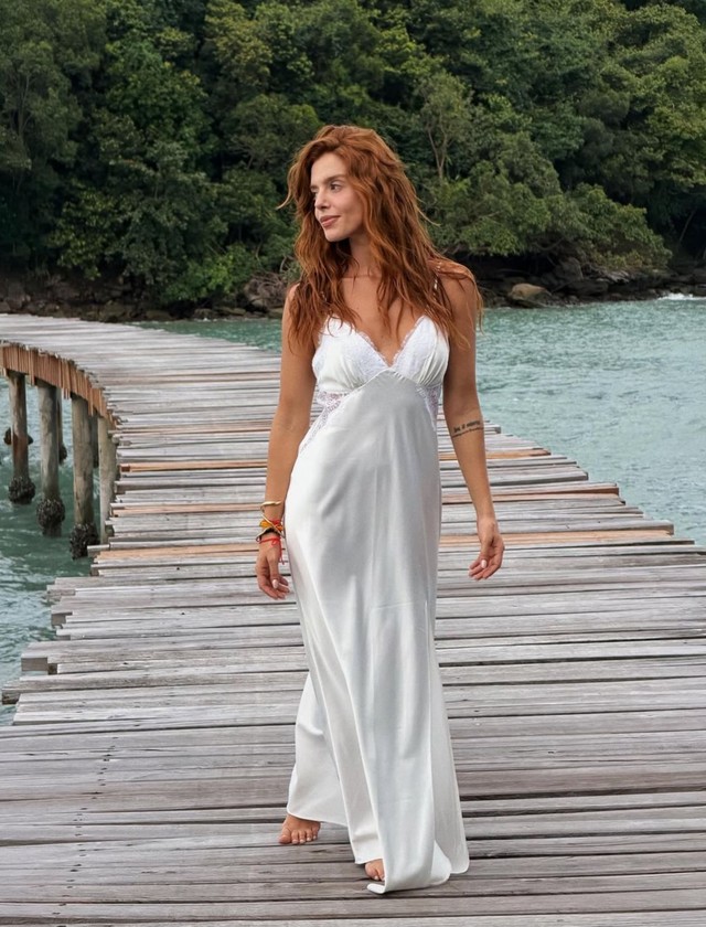 Giovanna Lancellotti curte paisagem paradisíaca durante lua de mel com ...