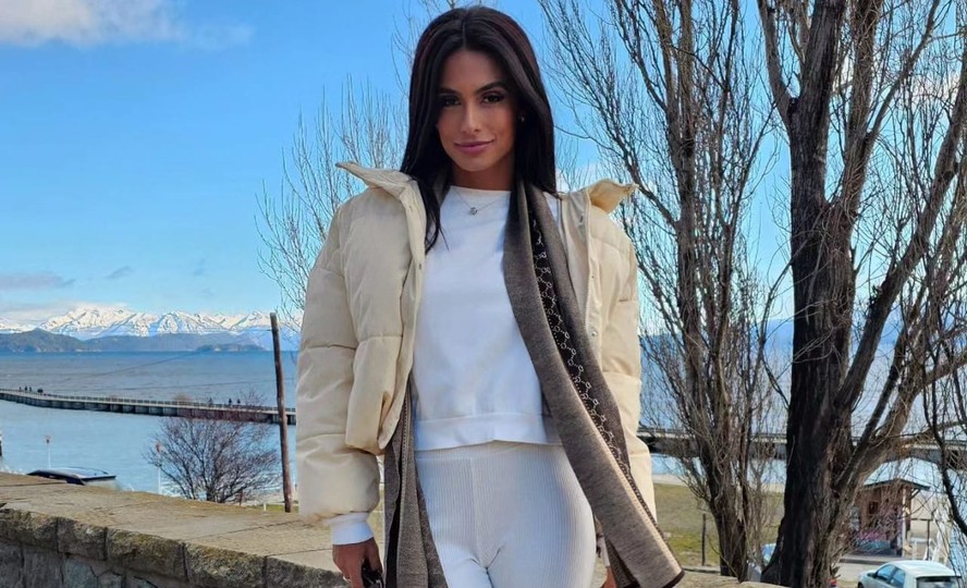 Carol Ramiro abre álbum de viagem a Bariloche