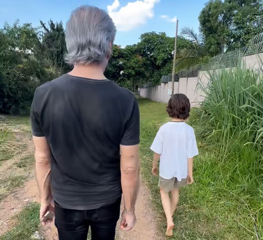 Ele cresceu! Lucas Lima mostra momento raro do filho Theo, que impressiona pela altura