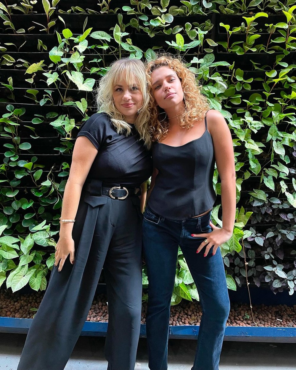 Bruna Linzmeyer celebra indicação de 'Pantanal' ao Emmy Internacional ...