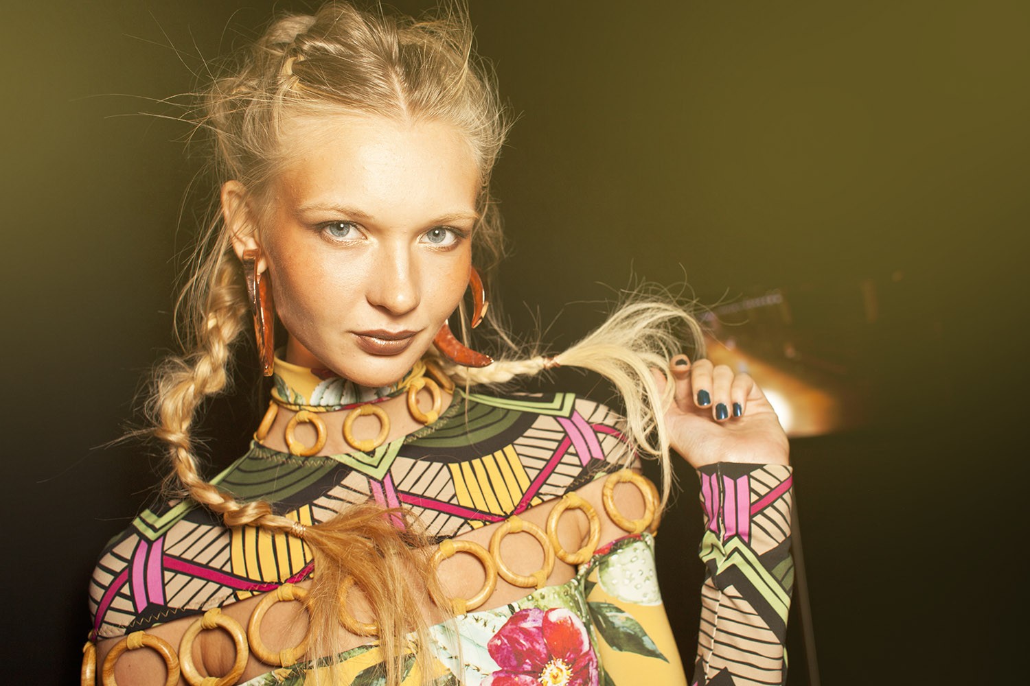 Triya aposta no étnico que bebe no místico