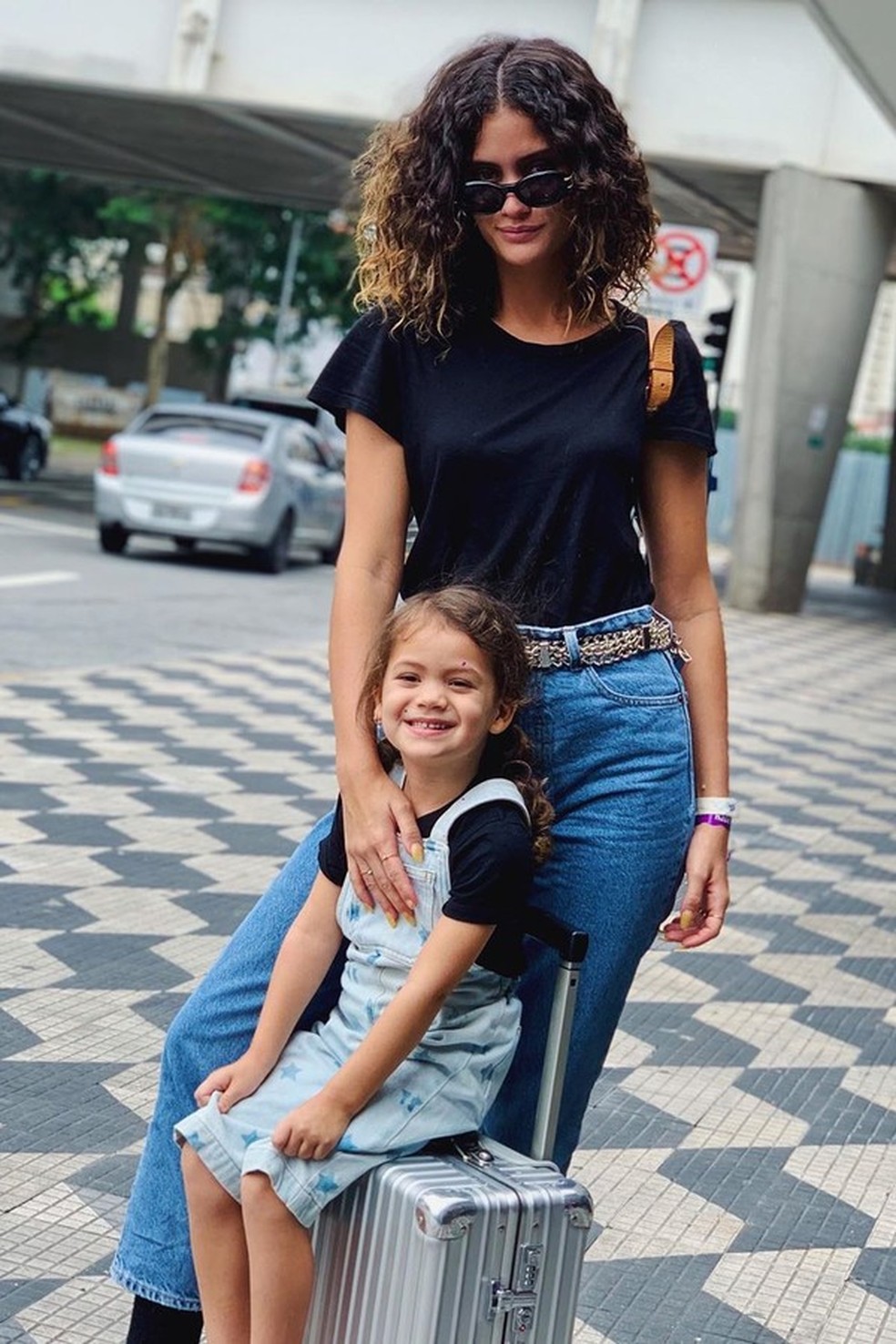 Laura Fernandez faz desabafo sobre maternidade x trabalho