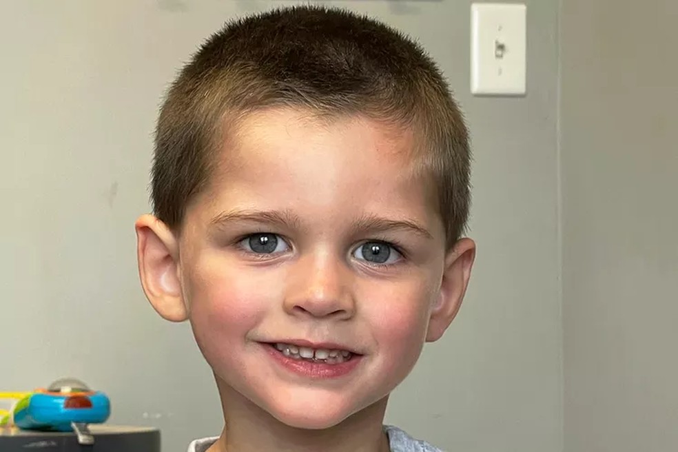 Menino desaparecido em Indiana é encontrado 2 anos depois