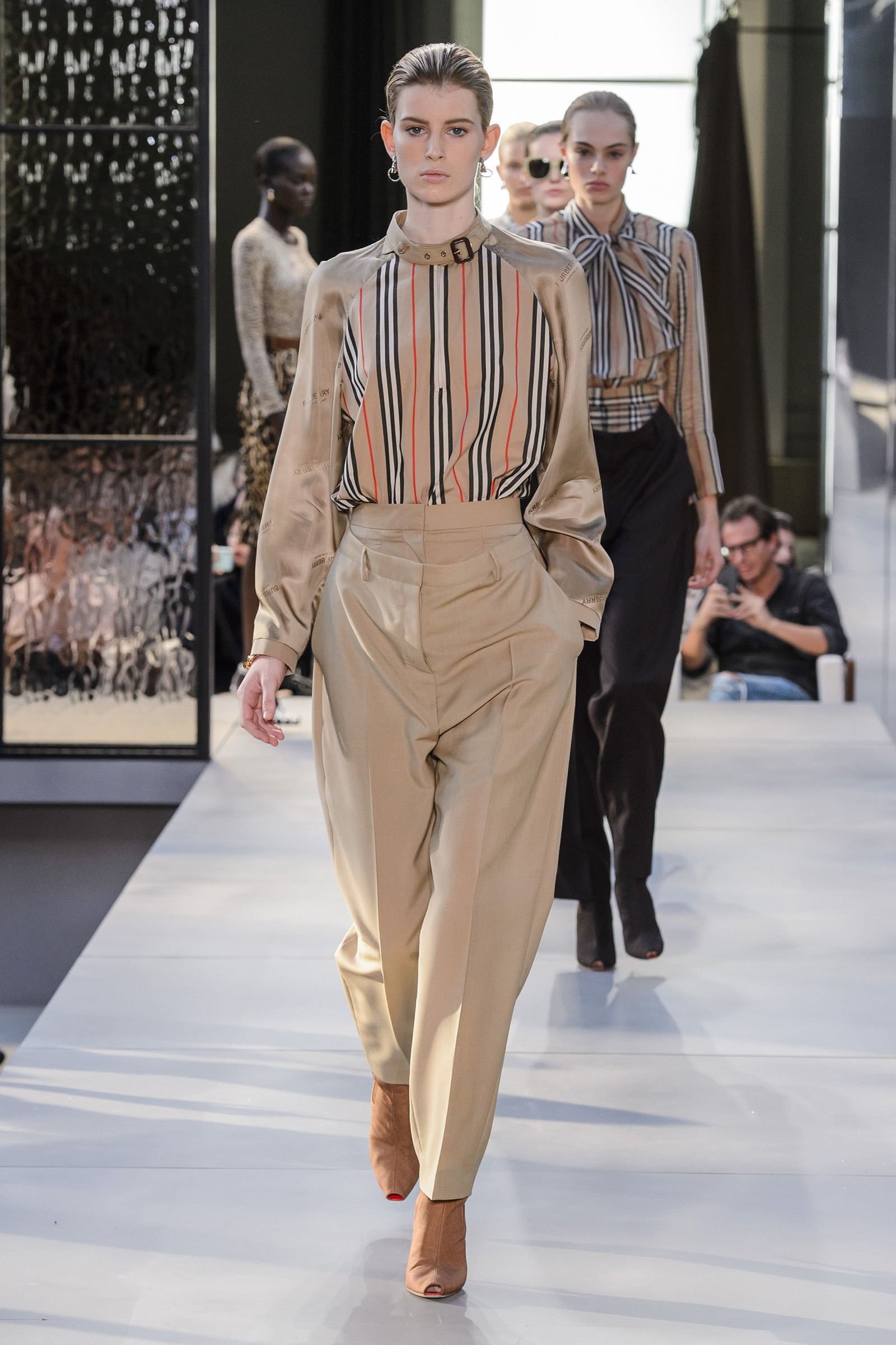 Burberry | Verão 2019 | Londres
