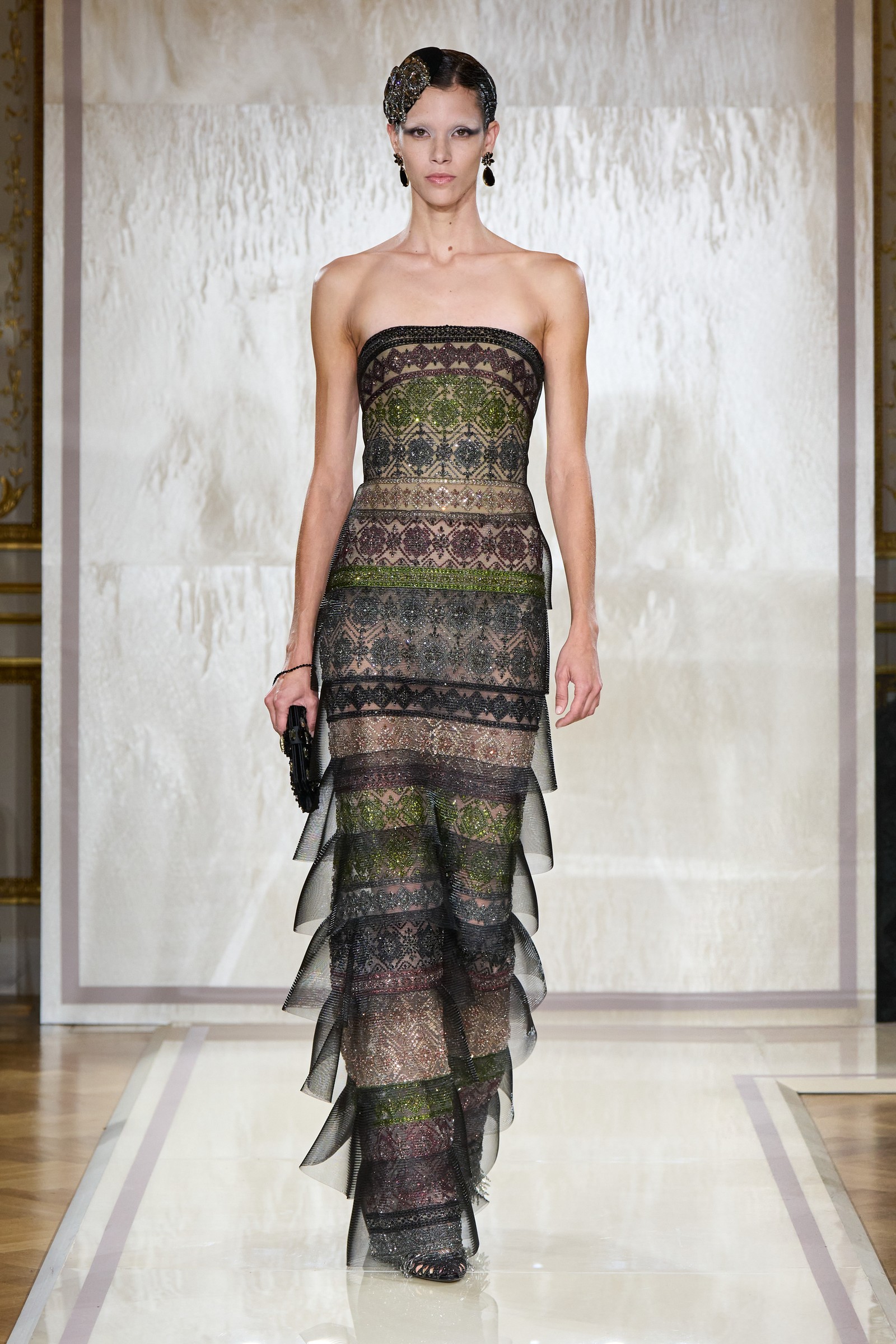 Armani Privé | Alta-costura | Verão 2025