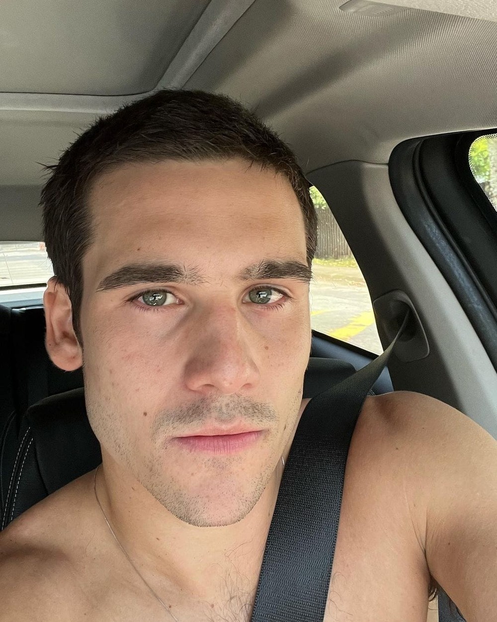 Nicolas Prattes aposta em placar para o primeiro jogo do Brasil: '3x0'