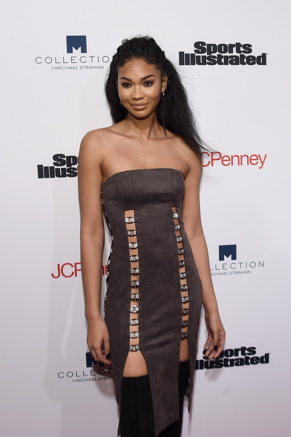Chanel Iman abre mão de lingerie para usar look revelador em red carpet