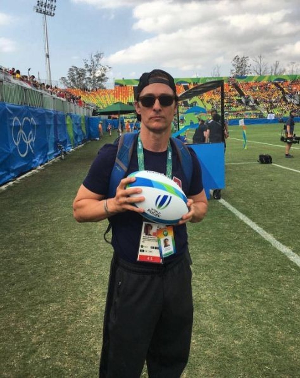 Matthew McConaughey e Camila Alves chegam ao Rio para Olimpíada