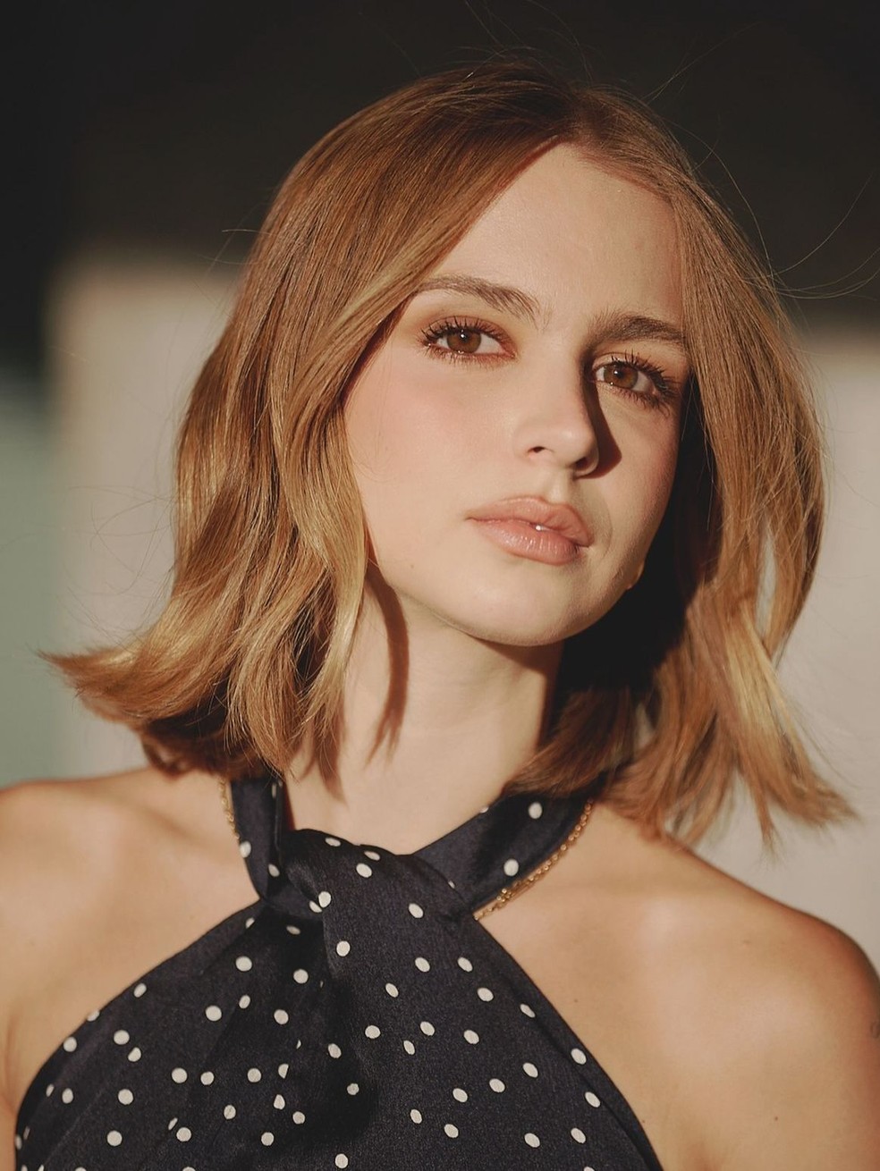 Isabella Scherer para web com novo ensaio fotográfico