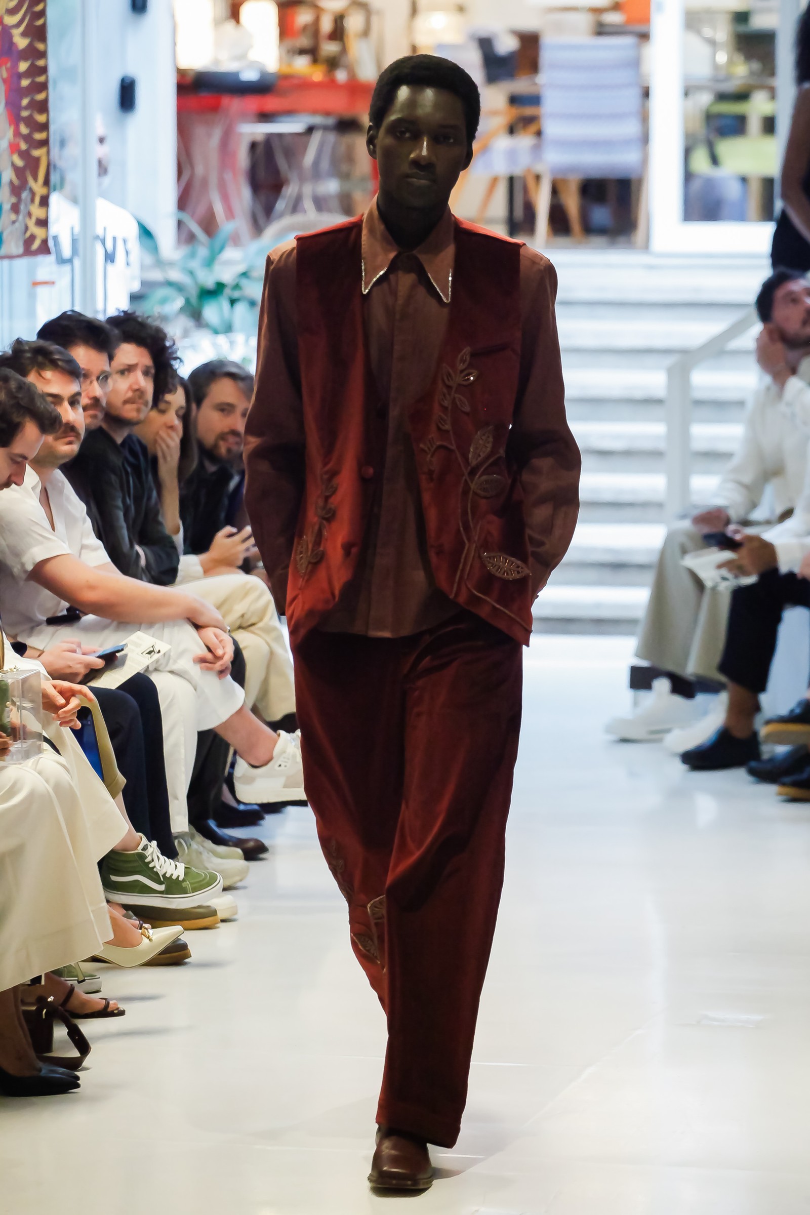 Handred | SPFW N59