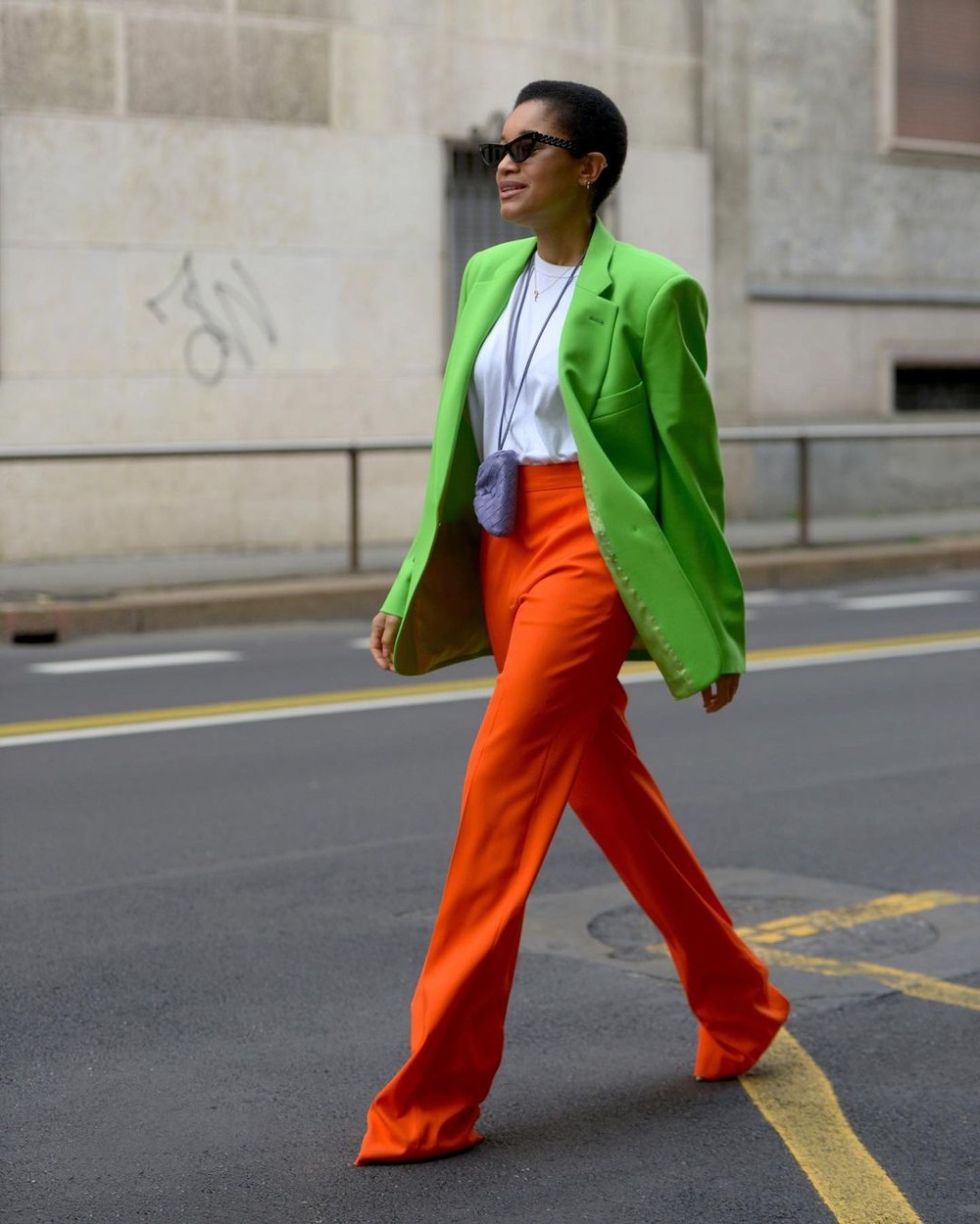 Color block: 6 estilos em 50 looks para entrar na tendência colorida