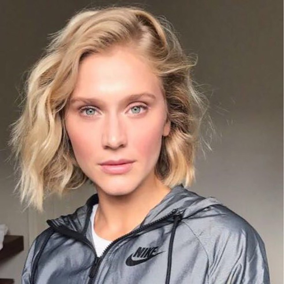 Celina Locks compartilha dicas fitness e revela 'Ronaldo pega no meu pé'