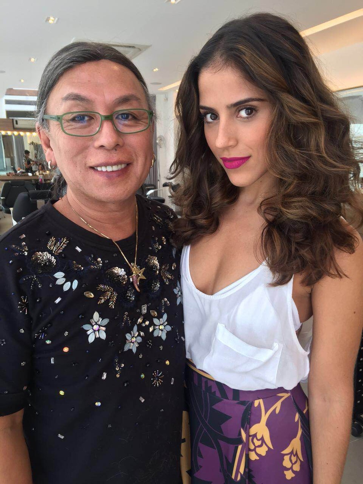 Exclusivo: Camilla Camargo muda visual com o hair stylist Celso Kamura