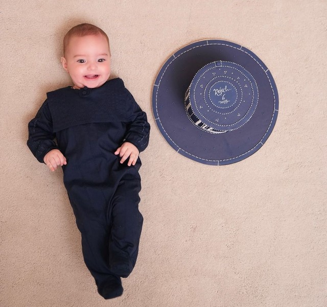 Carol Celico celebra 6 meses de vida do caçula, Rafael