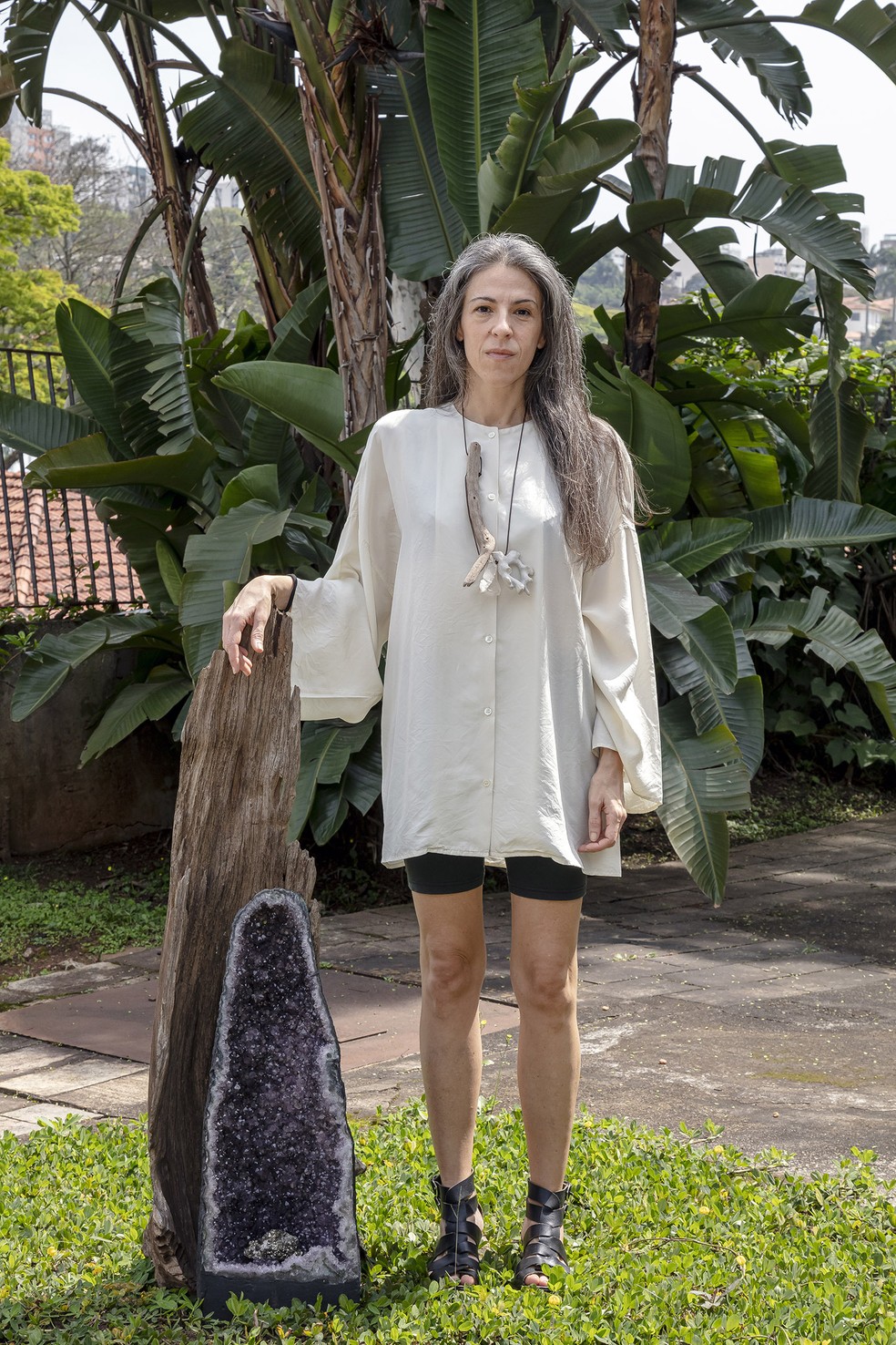 Regina Dabdab estreia sua primeira mostra individual