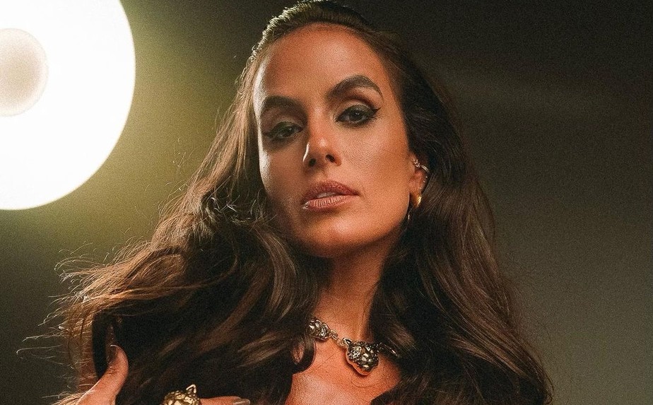 Carol Peixinho exibe megaprodução de moda e beleza | Celebridades | Vogue