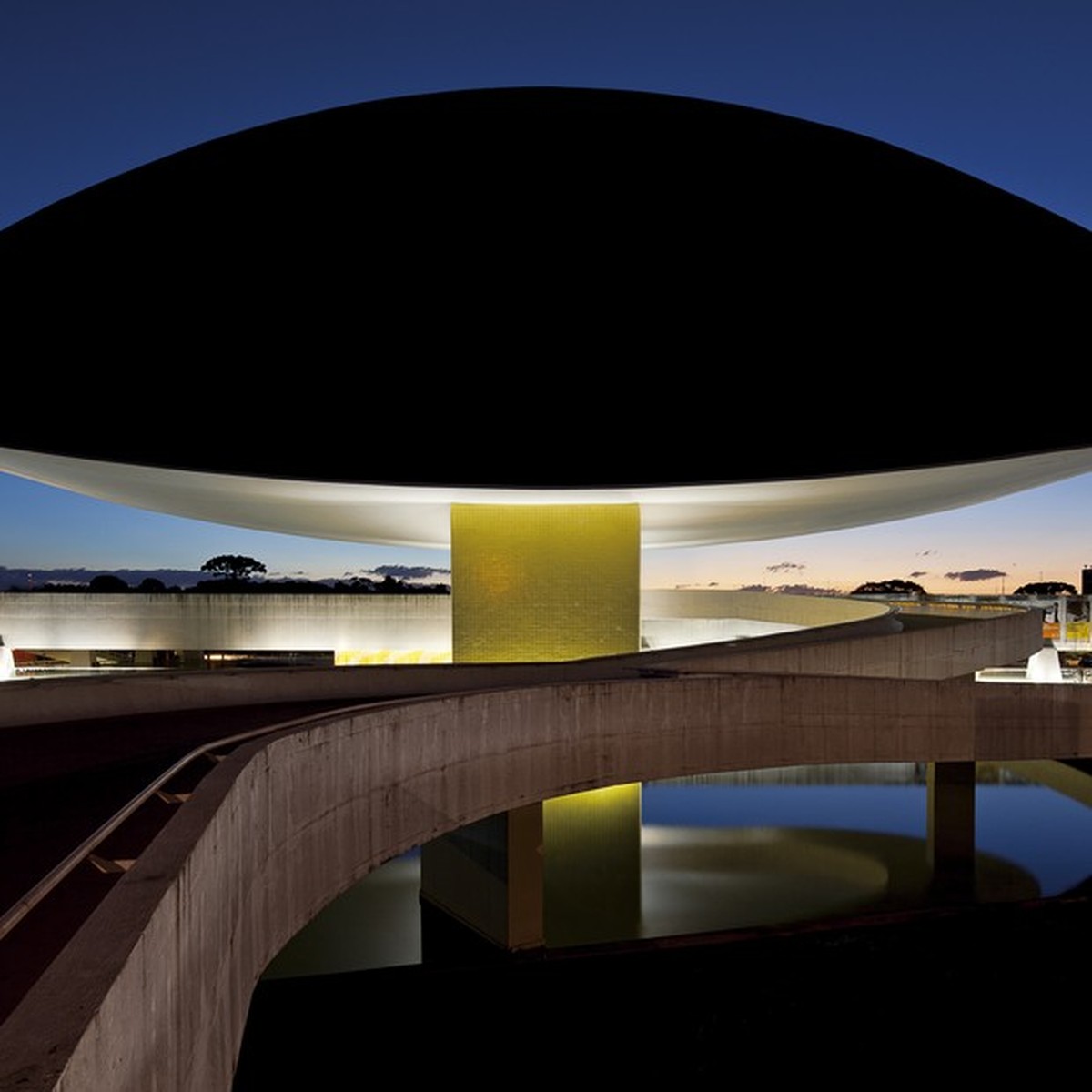 Pierre Verger ganha mostra com 150 obras no MON