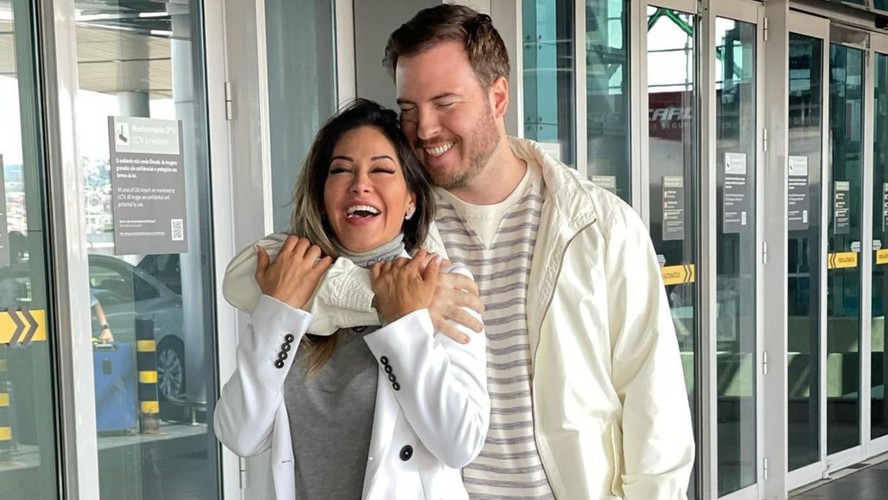 Thiago Nigro leva amiga de Maíra Cardi de surpresa para viagem a Israel