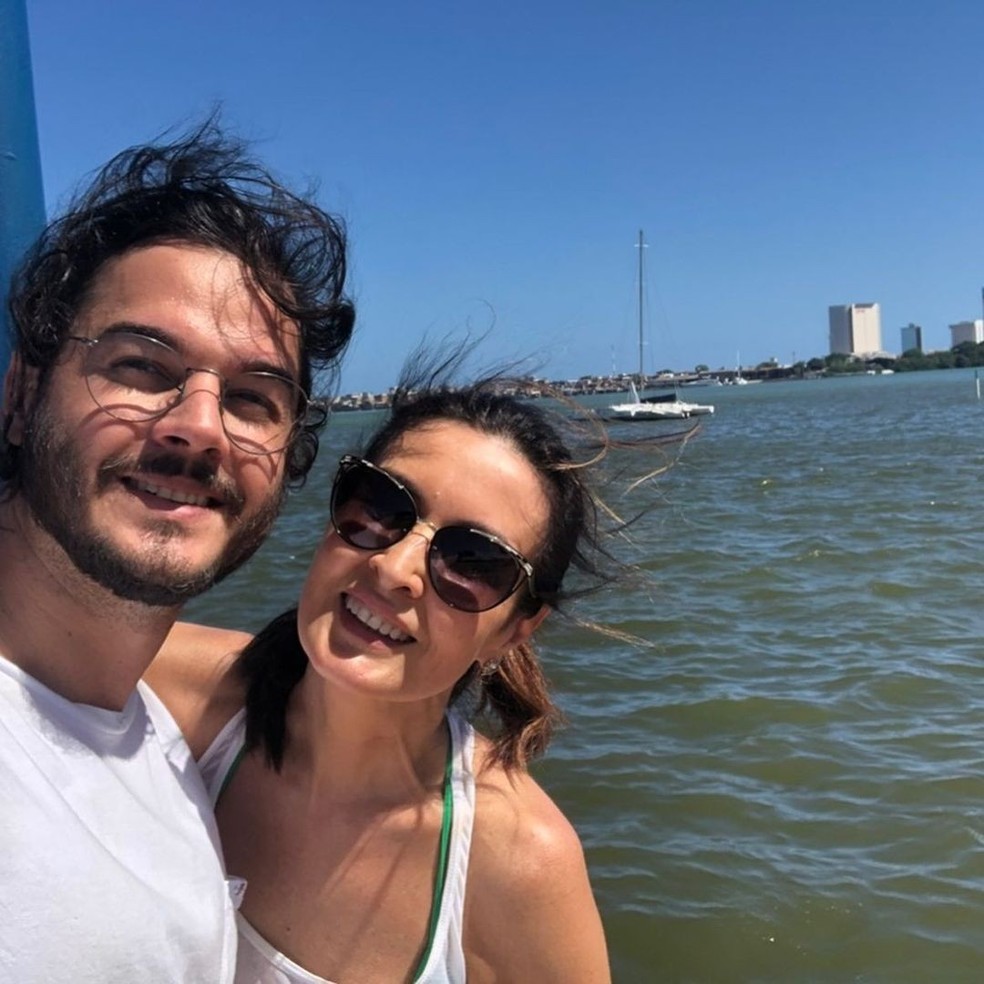 Fátima Bernardes celebra oito anos com Túlio Gadêlha