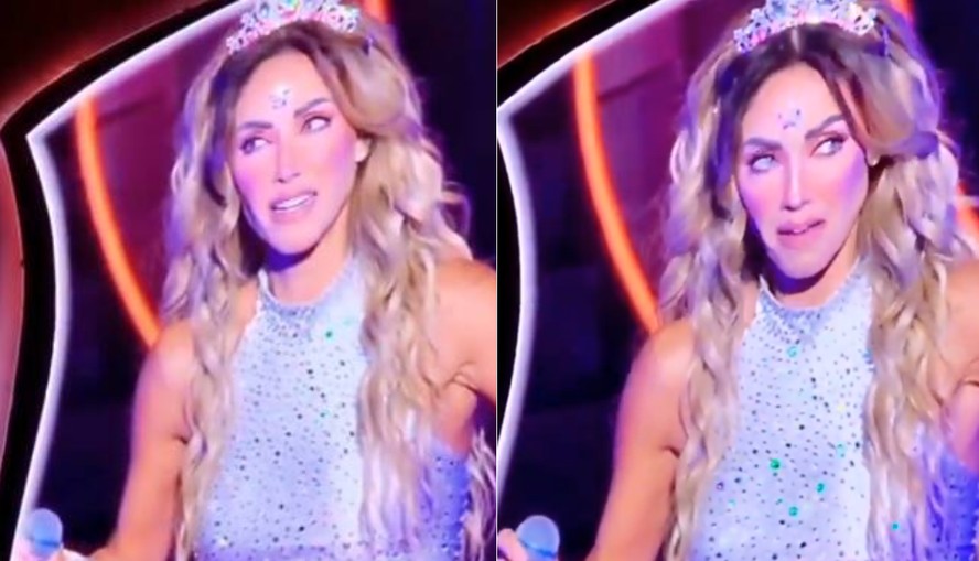 Anahí dá 'bronca' no público mexicano durante show da Soy Rebelde Tour