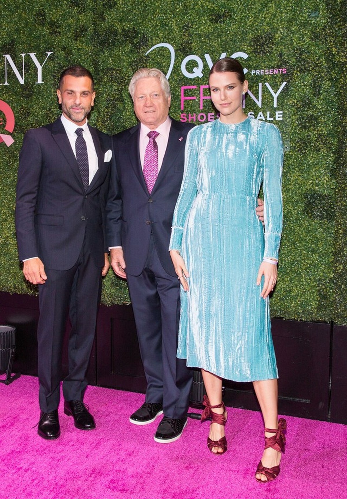 Alexandre Birman recebe prêmio de melhor designer do ano em NY