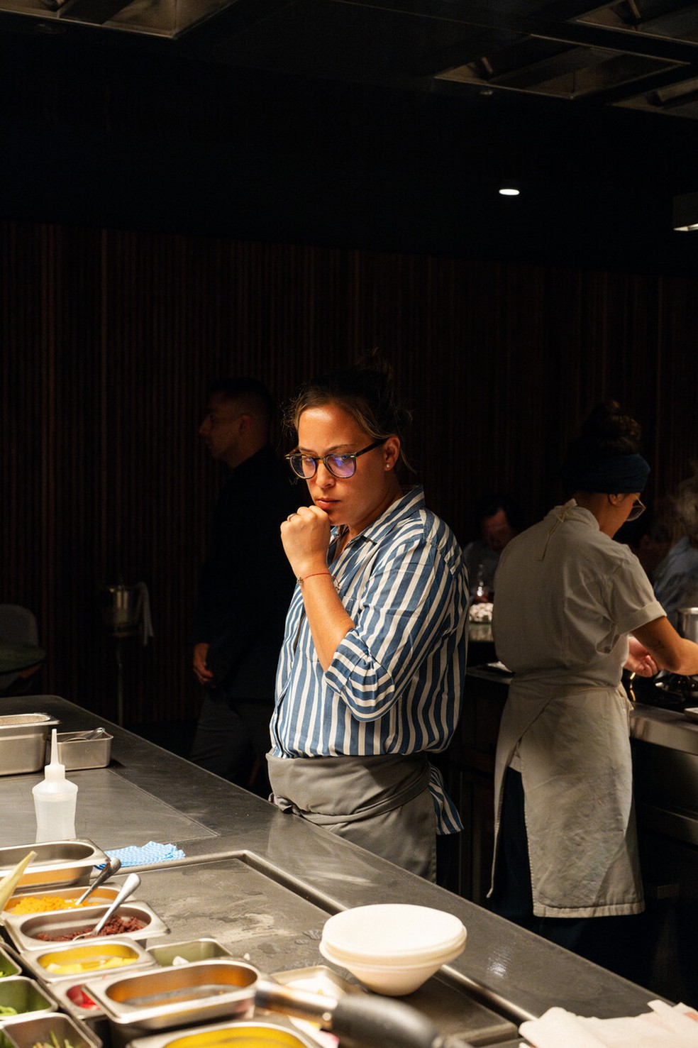 Como é a experiência de um jantar preparado pela melhor chef do mundo