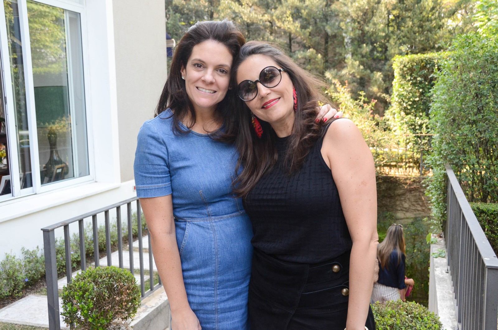 Amanda Gontijo Funaro e Marina Capra Fantozzi lançam o verão da Loér