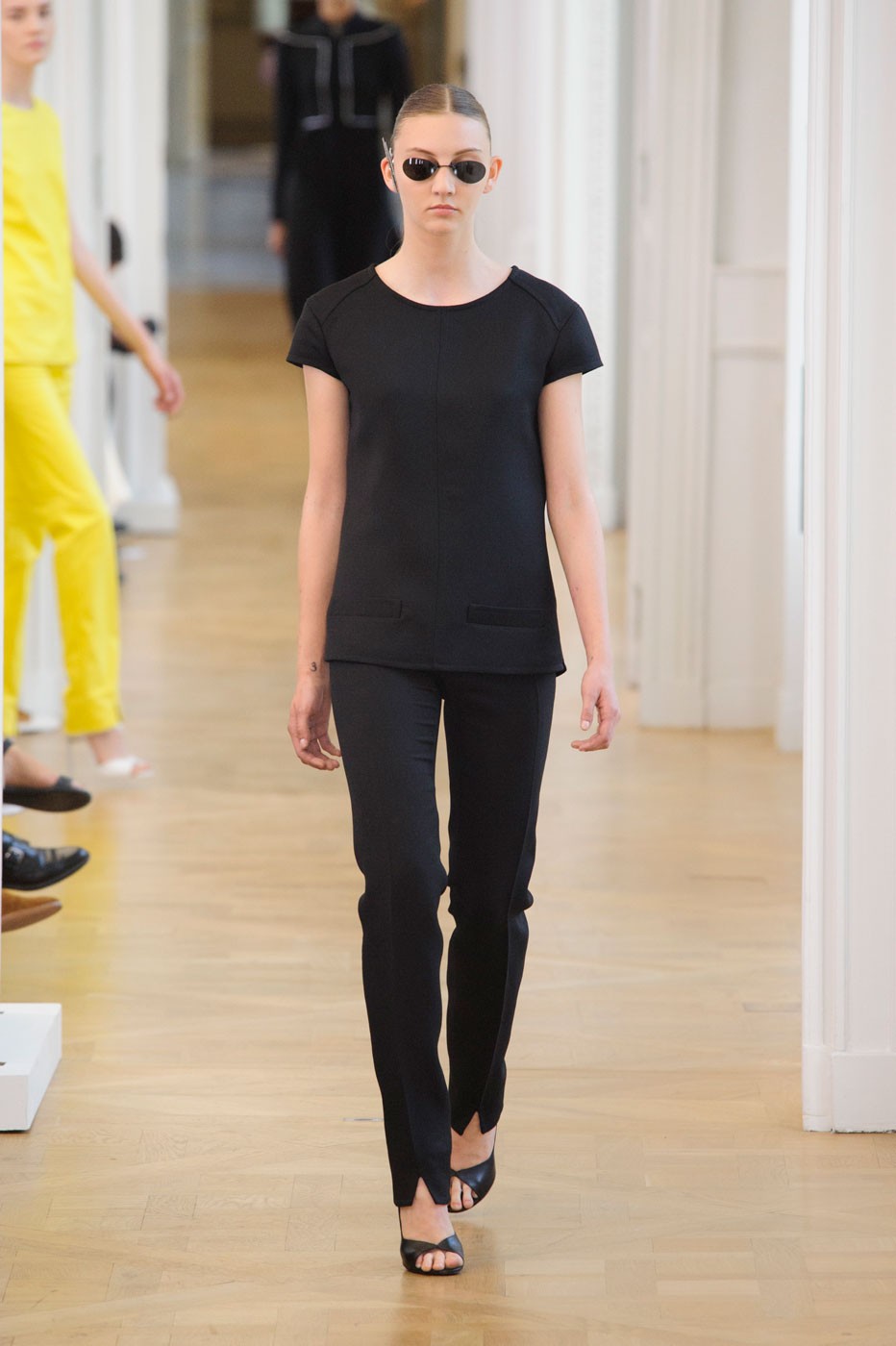 Courrèges leva o DNA da marca ao novo milênio