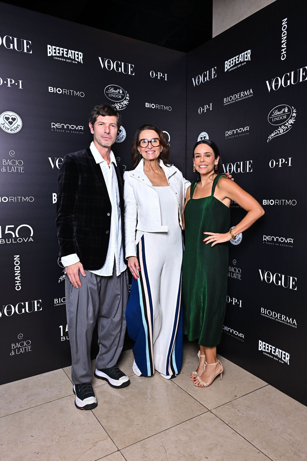Pré-Baile da Vogue reúne famosos e fashionistas em São Paulo