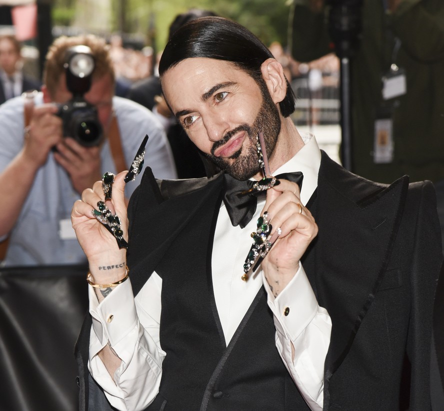 A nova obsessão de Marc Jacobs são as nail arts maximalistas