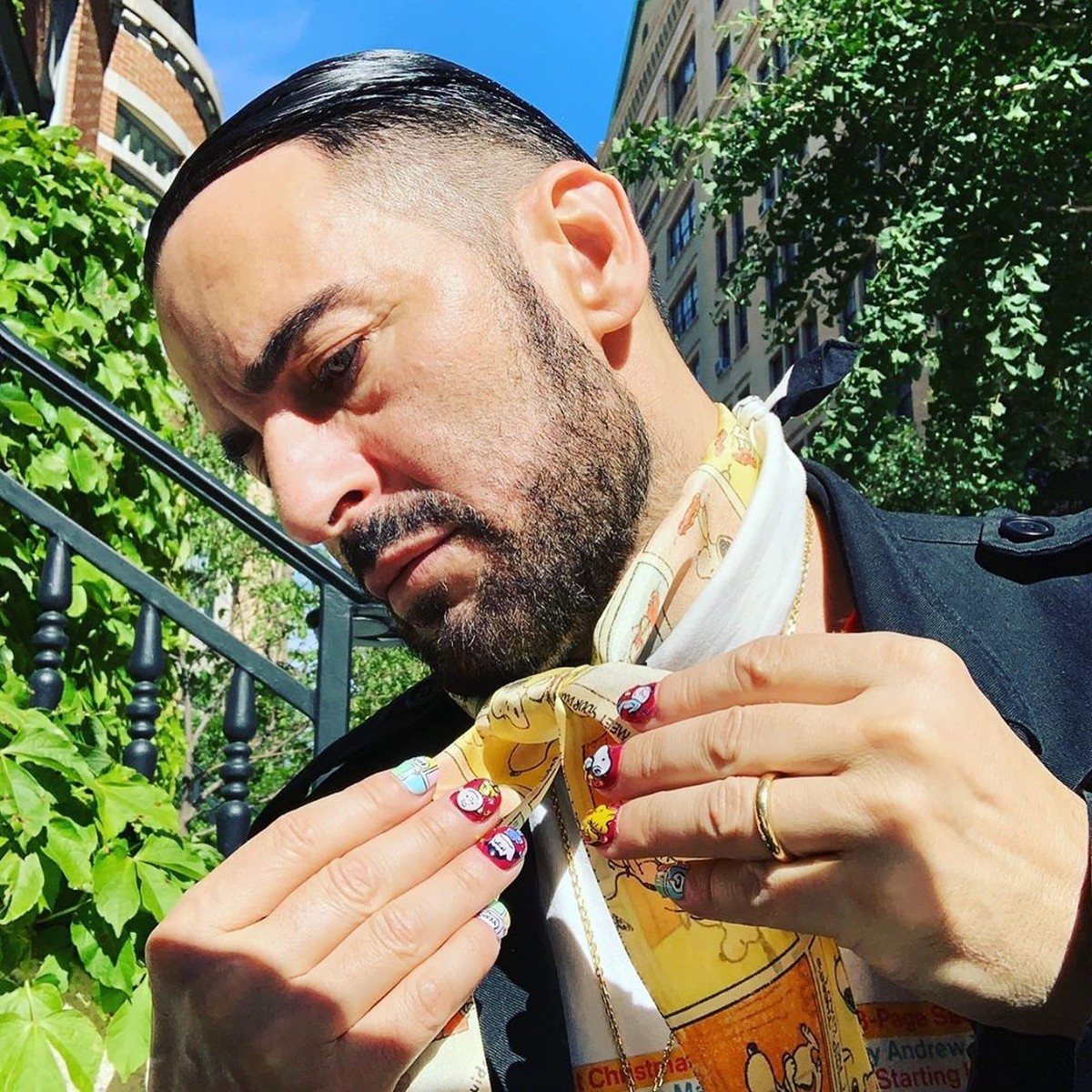 Até Marc Jacobs aderiu à nail art. E o resultado é pop!