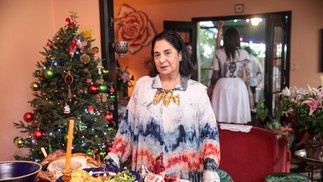 Alexandra Farah celebra novo livro chez Maria Alice Solimene