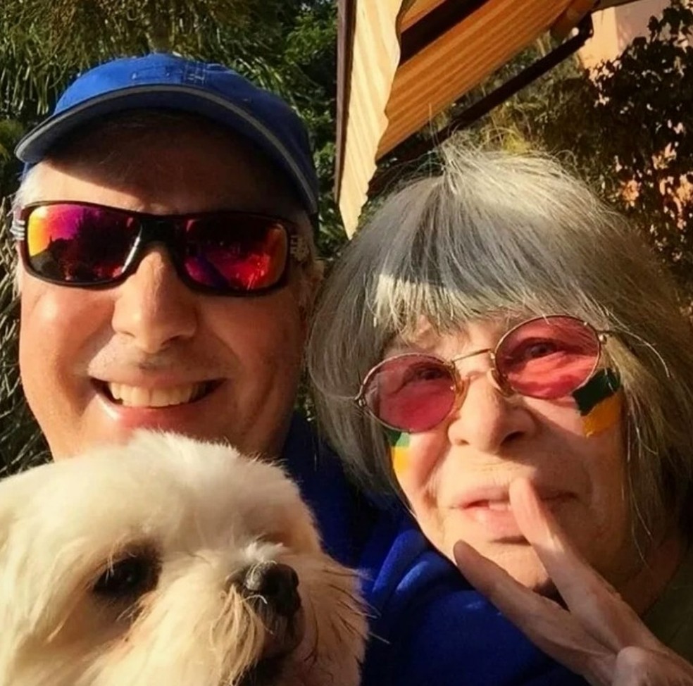 Viúvo de Rita Lee resgata clique com a cantora