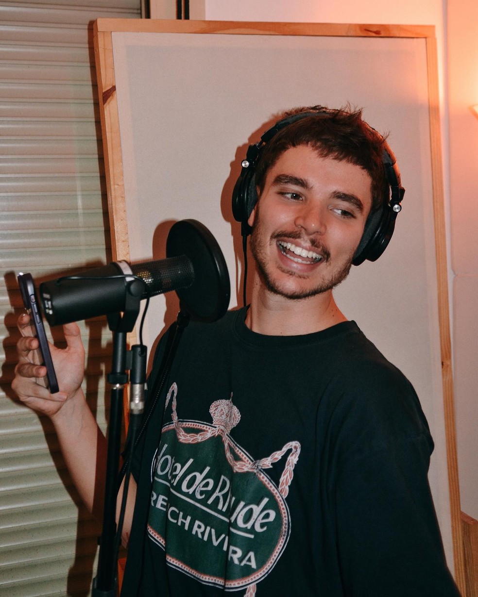 João Lucas sinaliza gravação de novo álbum e ganha apoio de Xuxa e ...