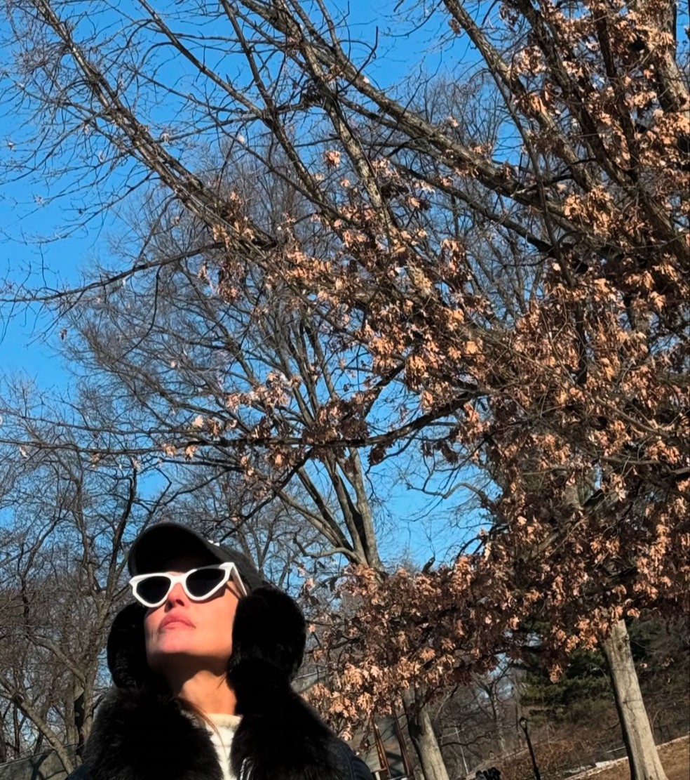 Deborah Secco abre álbum de viagem a Nova York