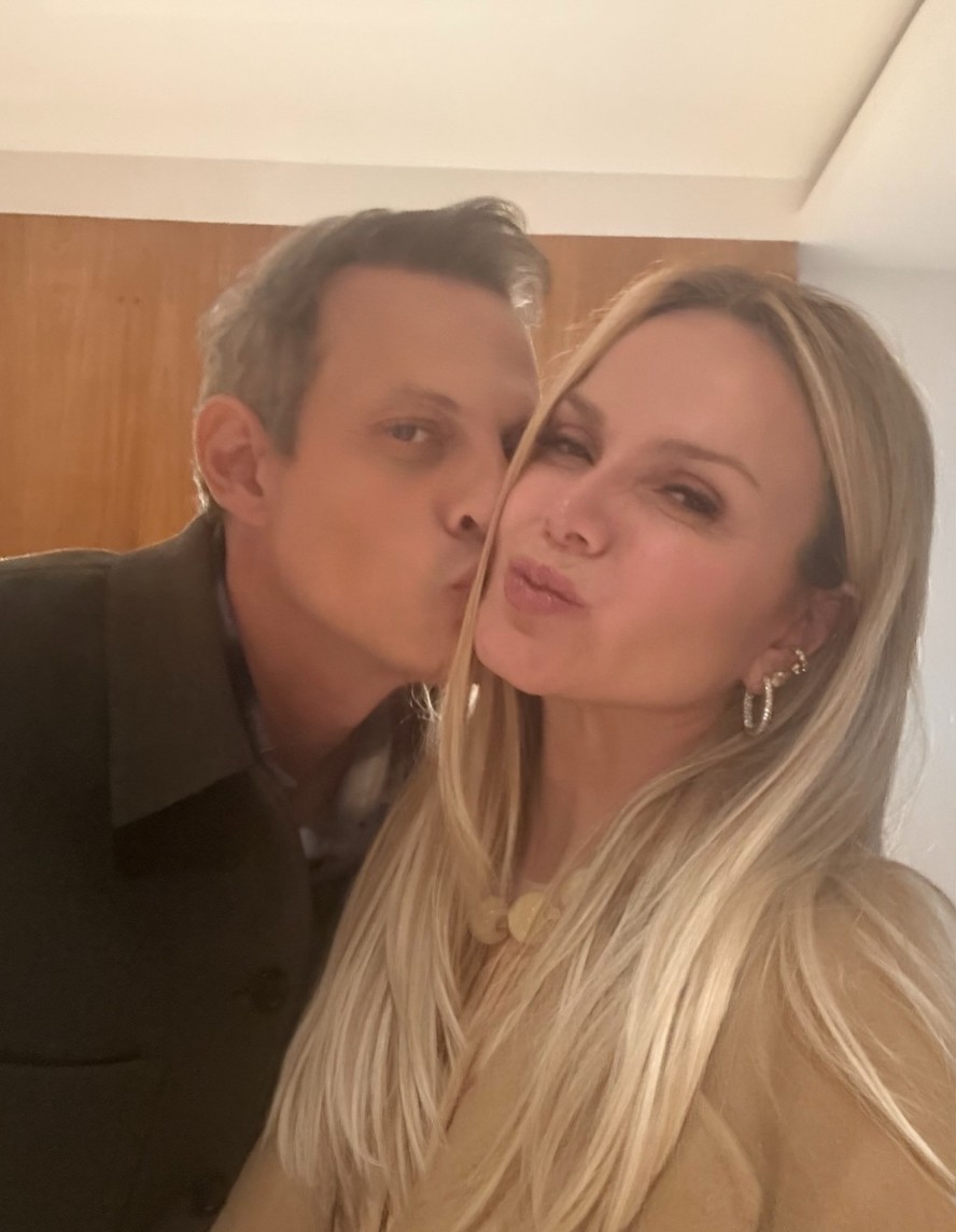 Eliana se derrete ao comemorar aniversário do marido: 'Amamos você'