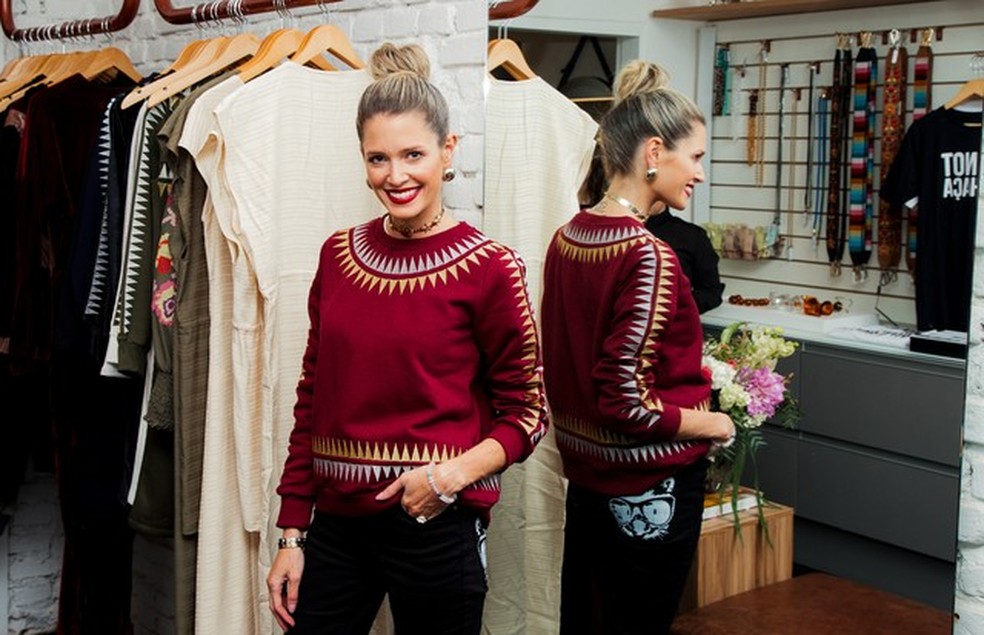 Helena Bordon celebra novo corner em sua loja em São Paulo