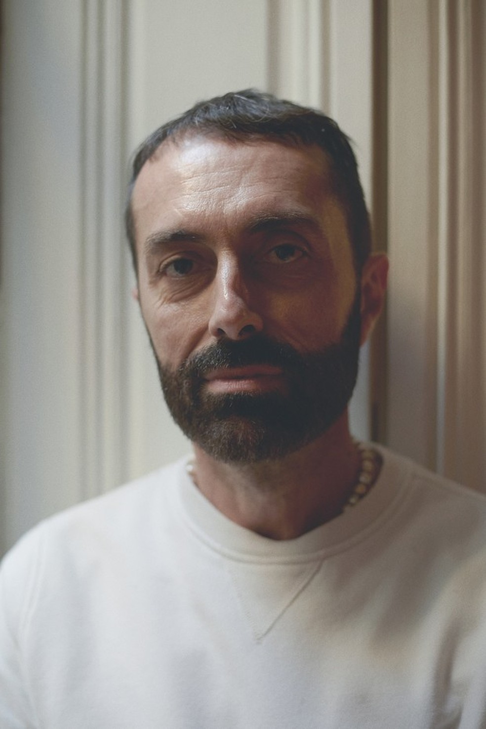Entre no ateliê de alta-costura de Giambattista Valli
