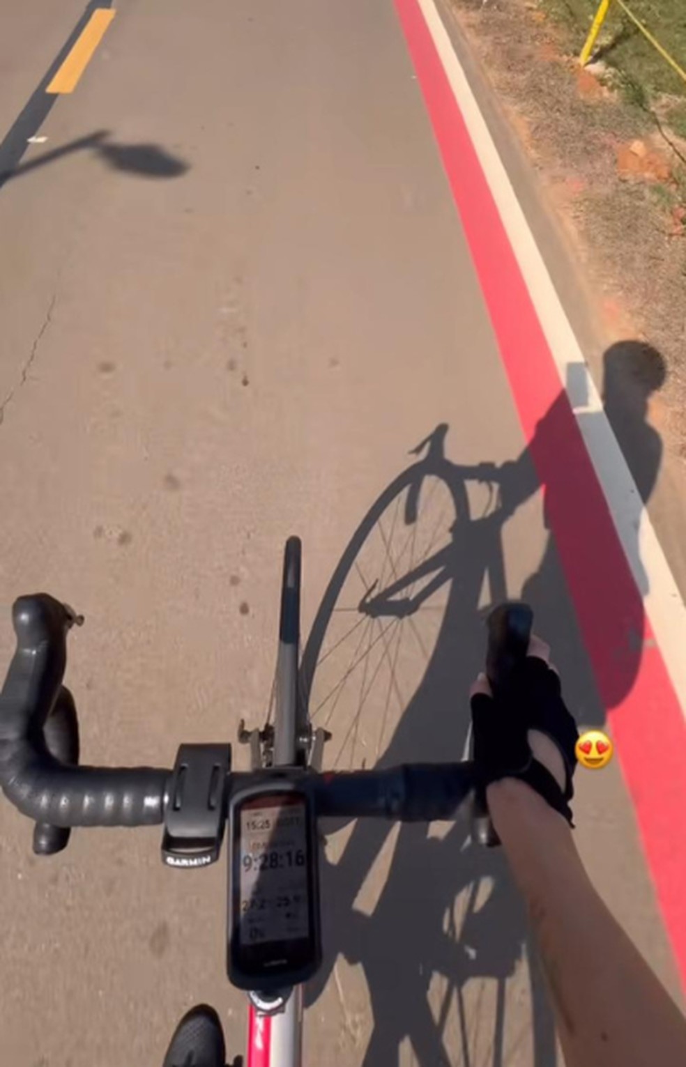 Isabella Settanni exibe rotina de exercícios físicos nas redes sociais