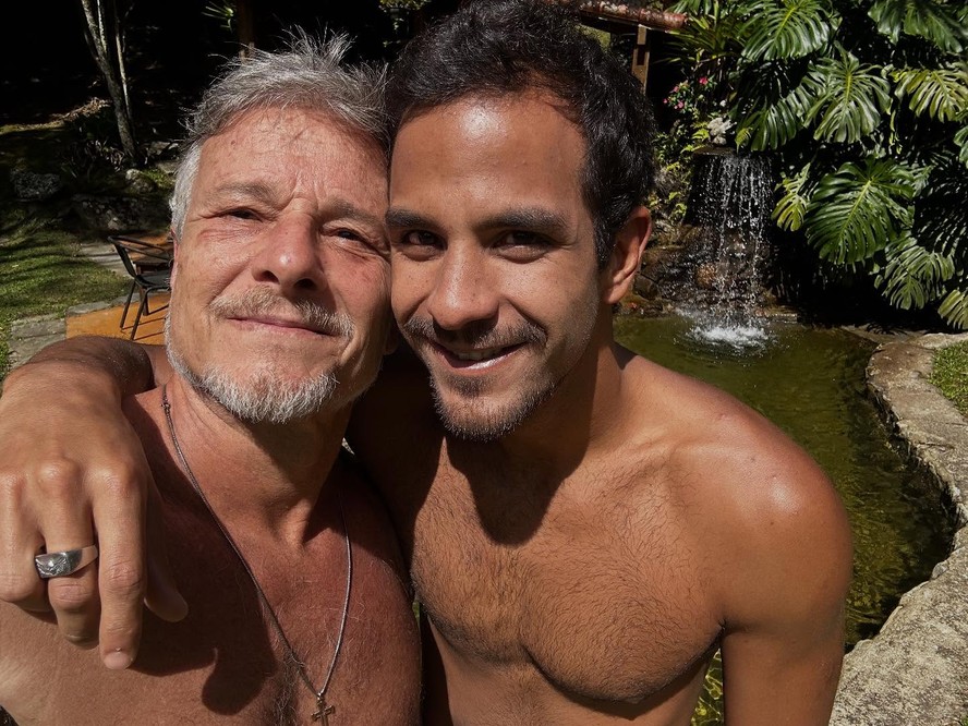 'Amor da minha vida', diz Marcello Novaes ao posar com o filho Diogo
