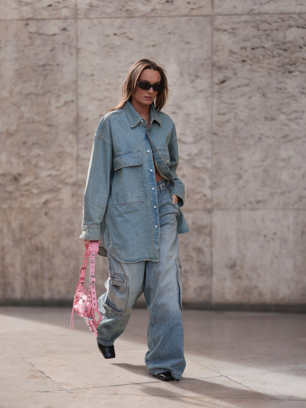 A tendência do look all jeans à la anos 2000 está de volta!